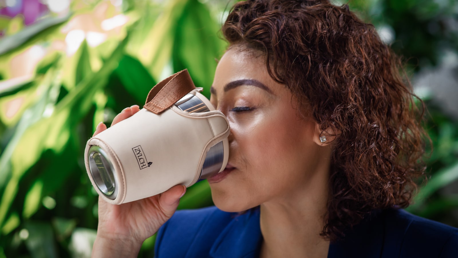 ZYLCH zero-waste cup collapses to pocket size and features double ...