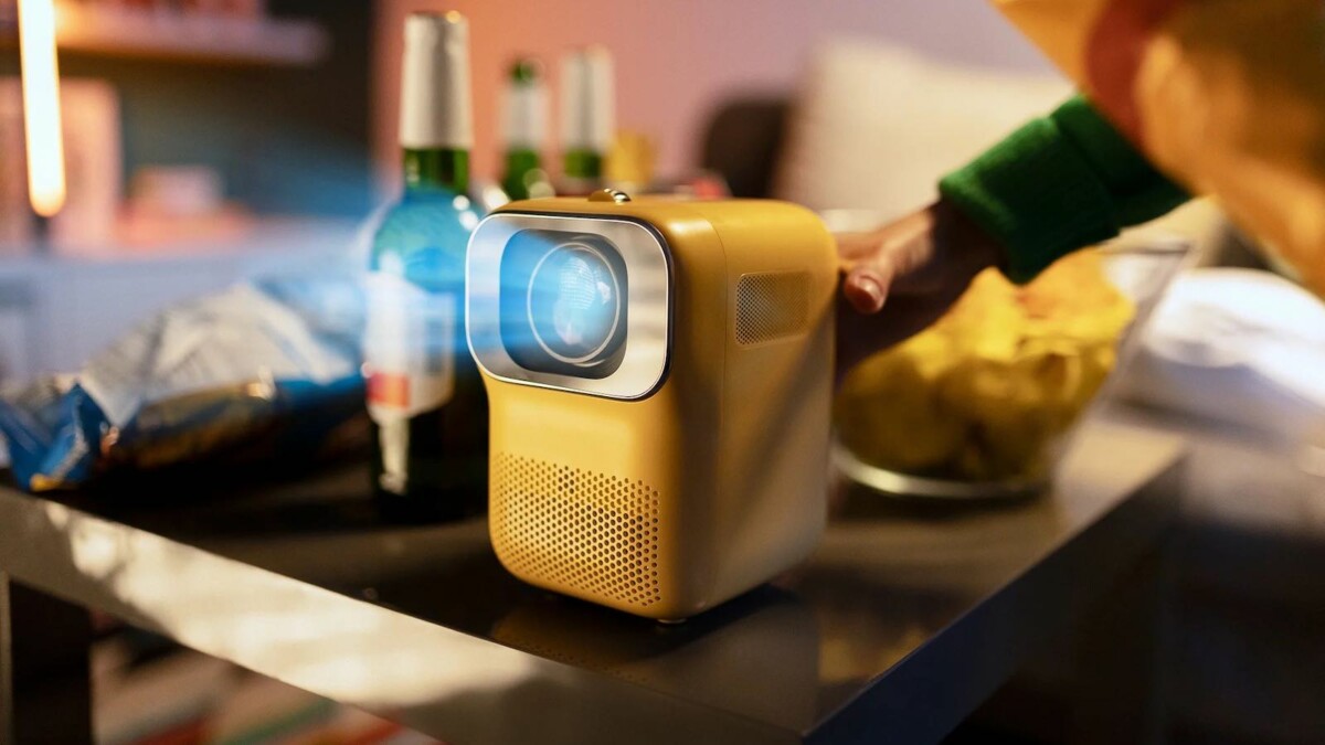 Which smart projector will best serve your living room in 2022 ...