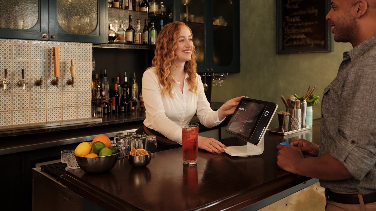 Square Stand 2nd Gen countertop iPad POS device has contactless and dip ...