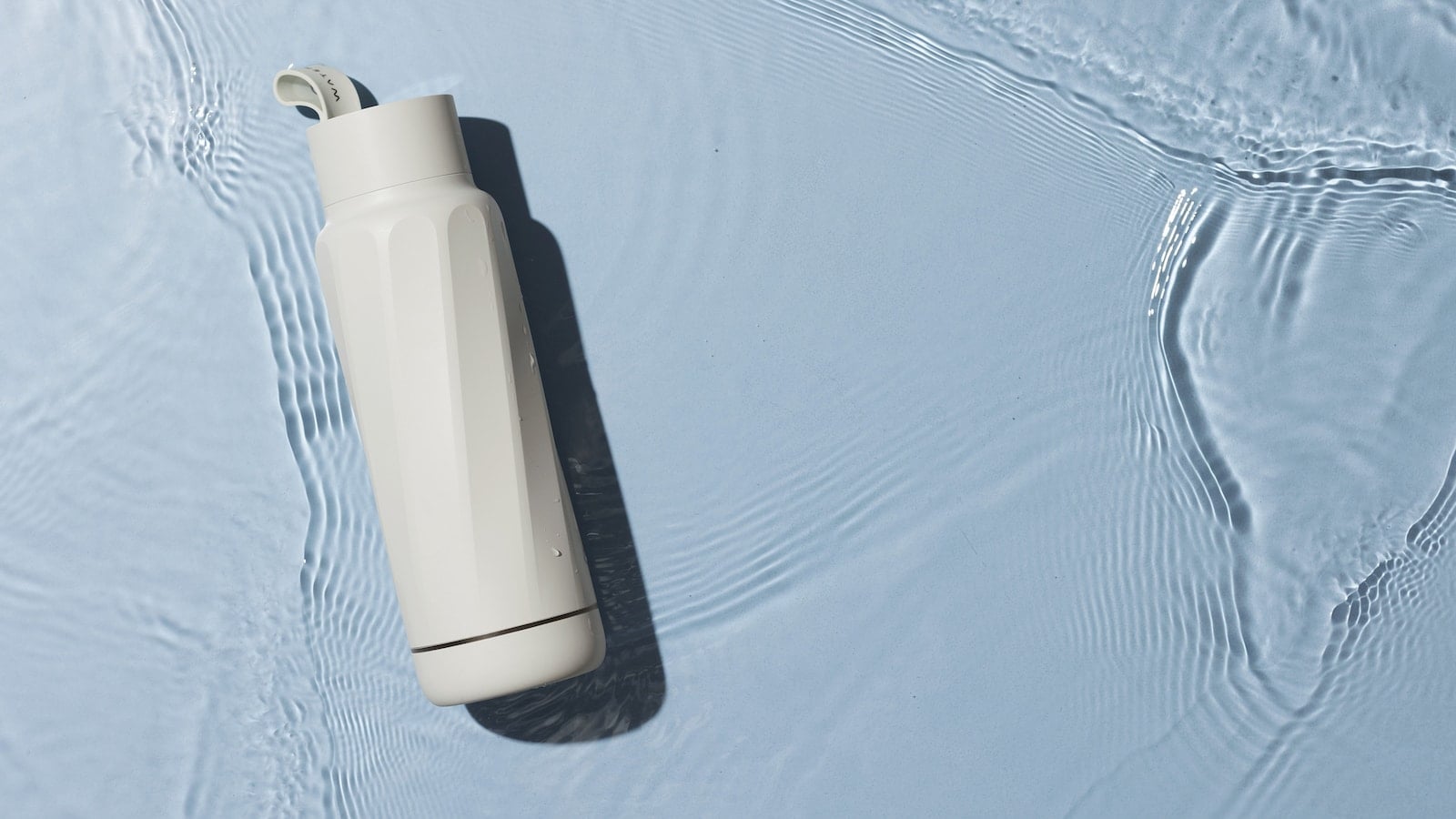 Review: WaterH app-connected smart water bottle coaches your hydration