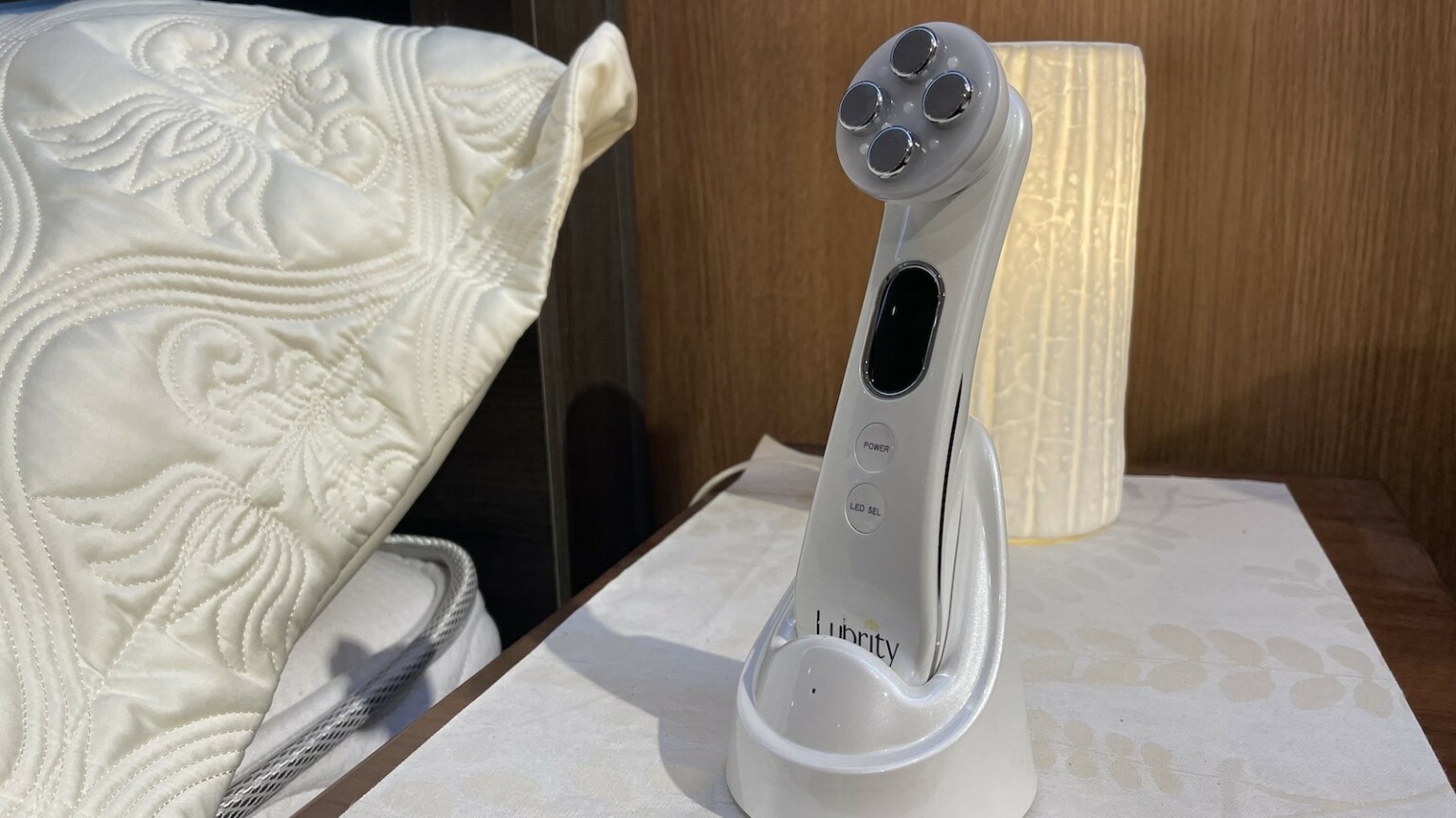 Review: Lubrity EMS/RF skin care device treats a range of skin conditions