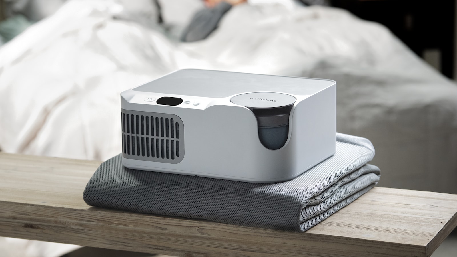 sleepme Dock Pro Sleep System has nearly twice the cooling power of ...