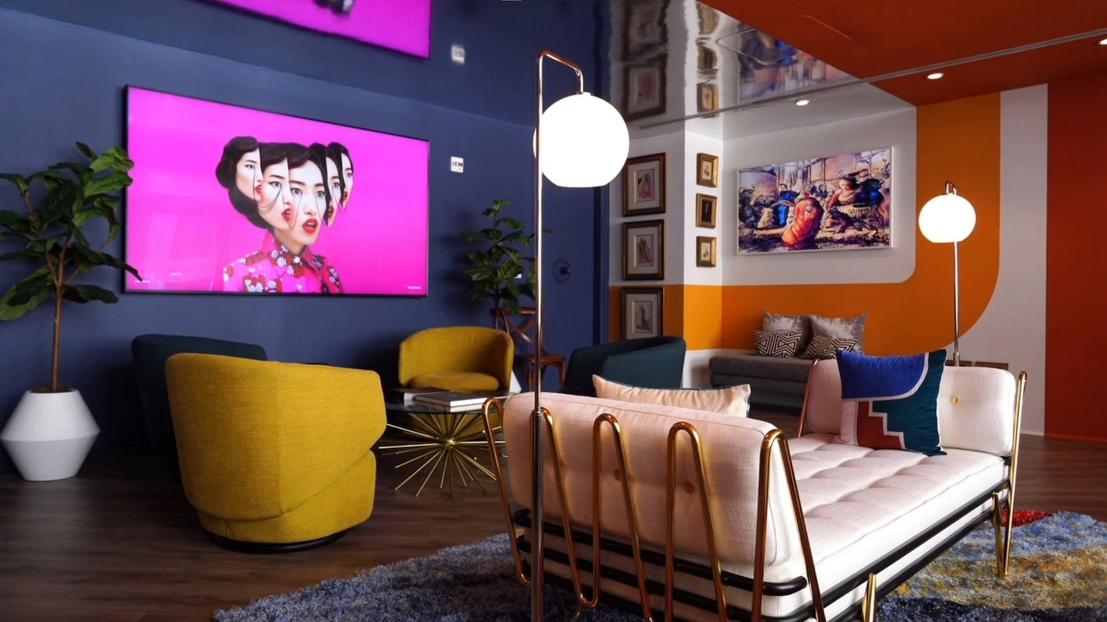 The best digital displays for showcasing your favorite NFTs and ...