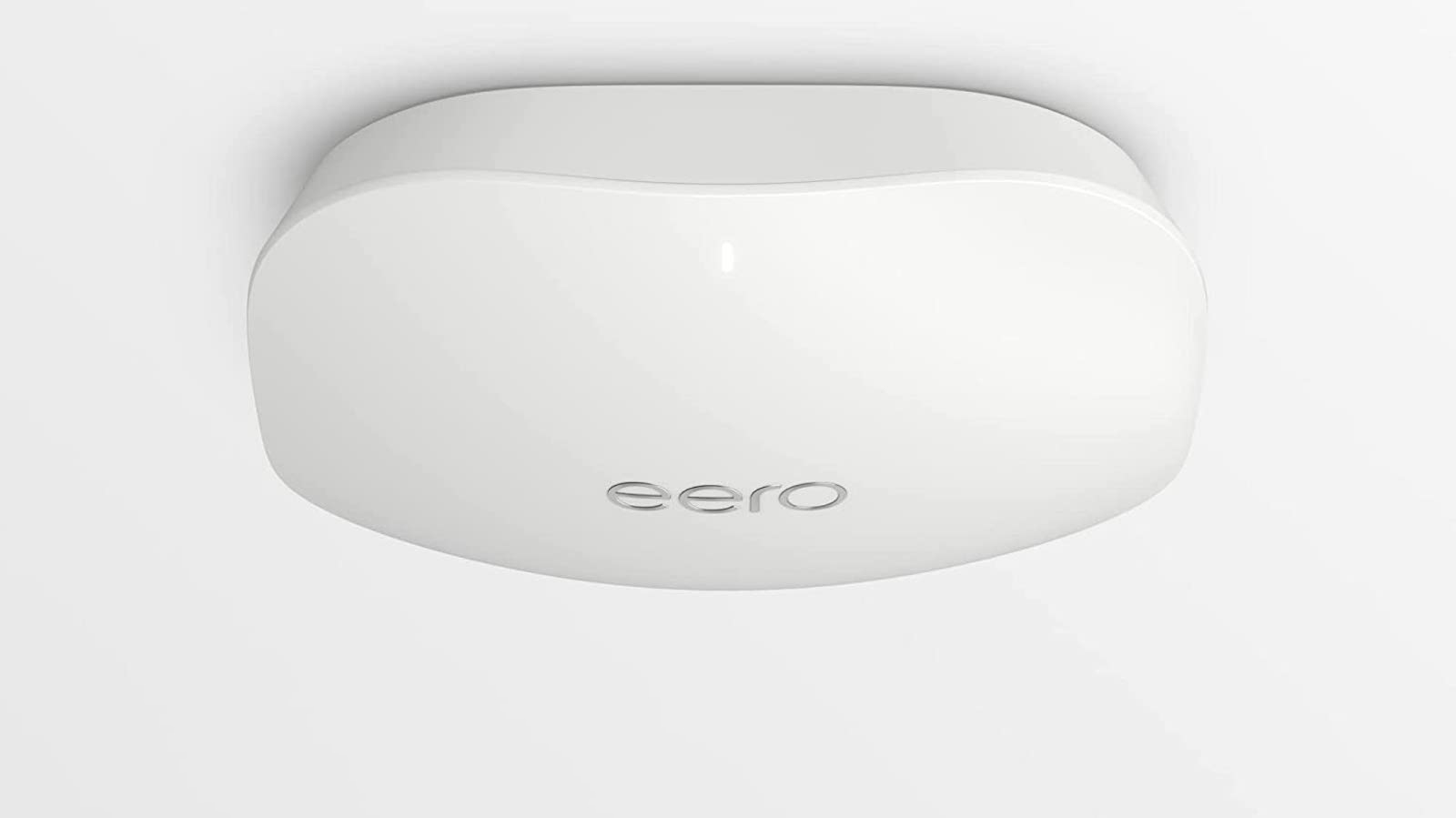 Amazon eero PoE 6 dual-band Wi-Fi 6 access point has a ceiling- or wall ...