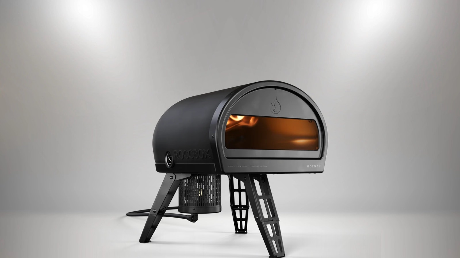 Tom Gozney Signature Edition Roccbox pizza oven is portable & makes ...