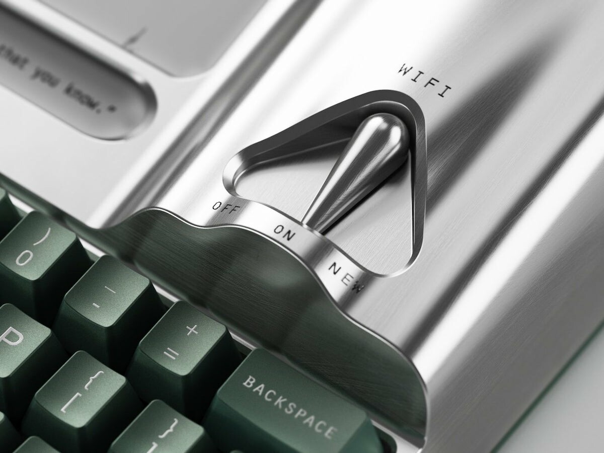 Hemingwrite Signature Edition smart typewriter pays unique homage to ...