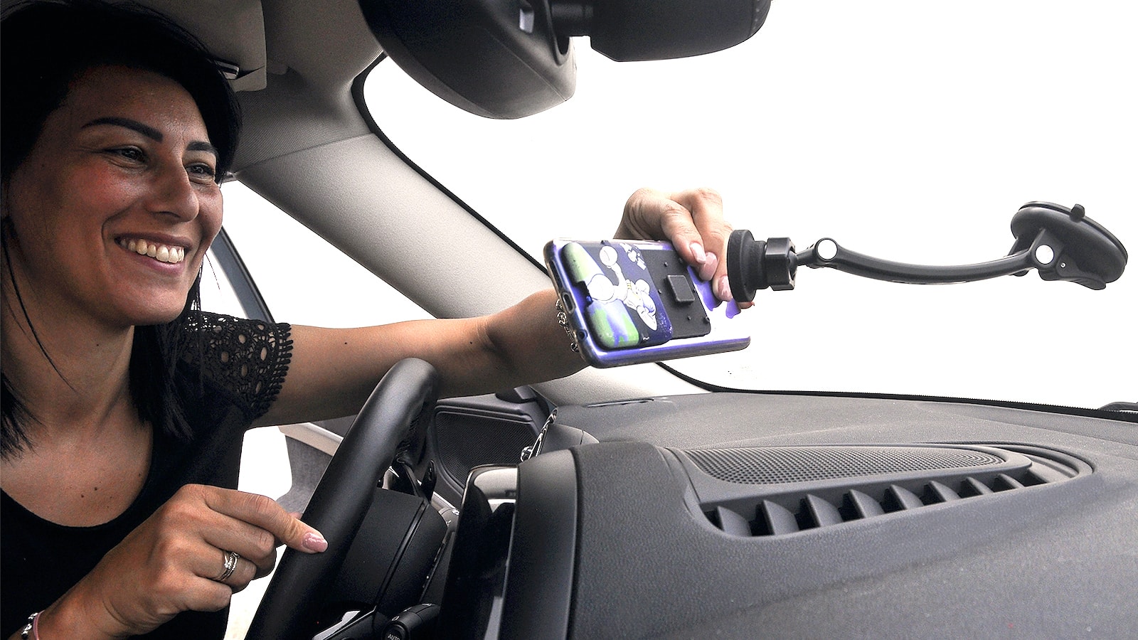 Snappy Lock automatic device lock works with your smartphone, tablet ...