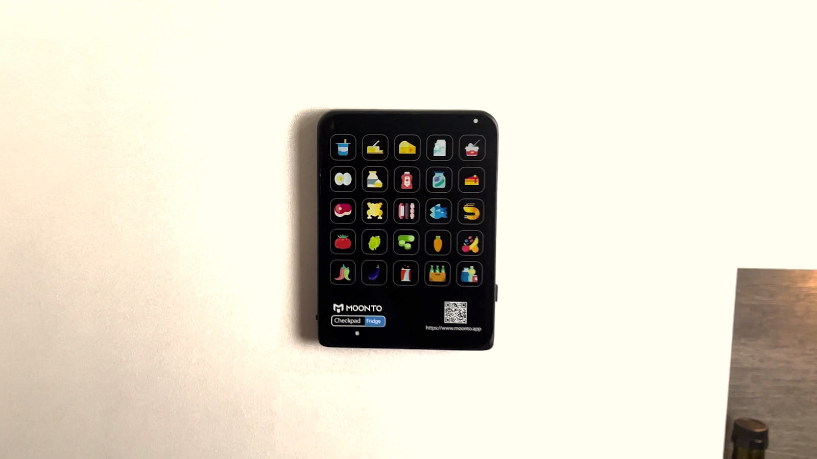 Checkpad: Handheld Shopping List Device for Easier Grocery Store Runs ...