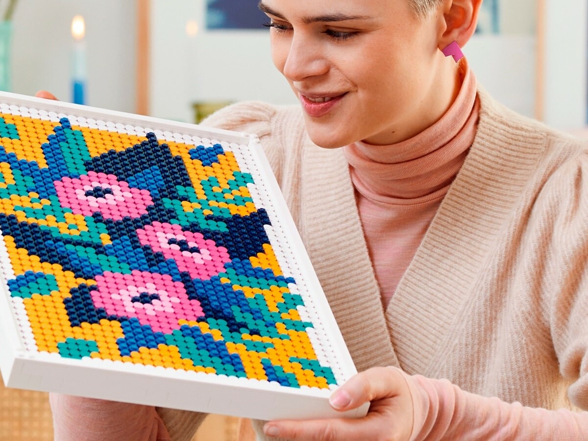 LEGO Art Floral Art flower building sets let you create 3 different ...