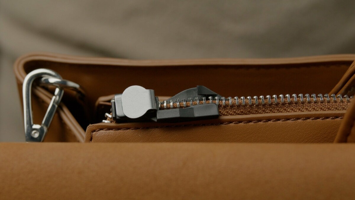 Review: ZippGuard travel lock prevents theft and keeps kids safe