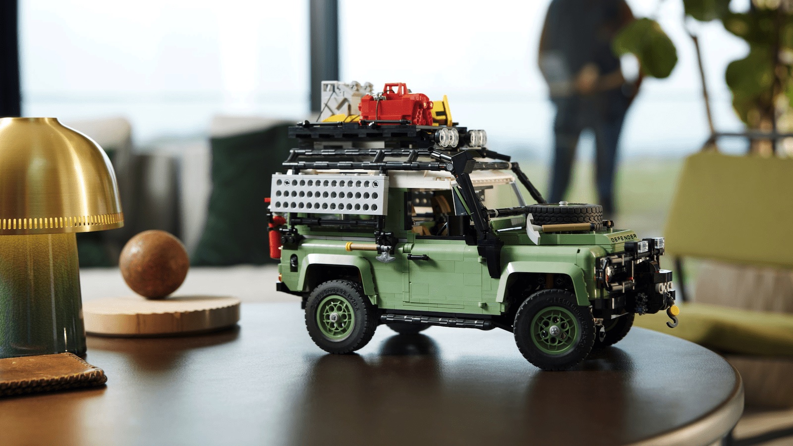 LEGO Land Rover Classic Defender 90 building set faithfully replicates ...