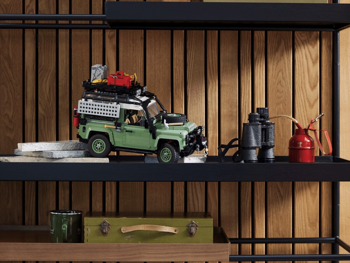 LEGO Land Rover Classic Defender 90 building set faithfully replicates ...