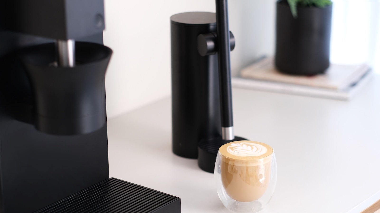 Meticulous Espresso robotic lever espresso machine has a digital motor ...