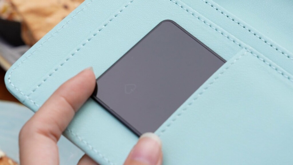 Review: Ace Card smart wallet tracker is super thin and versatile