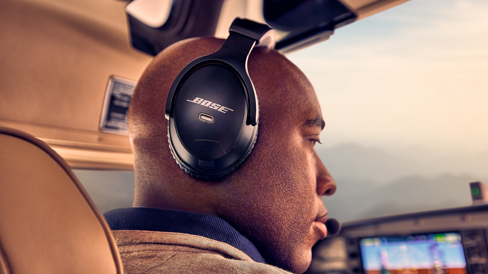 This aviation headset provides essential noise cancellation for pilots
