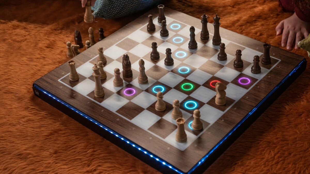 Review: GoChess AI-driven chessboard