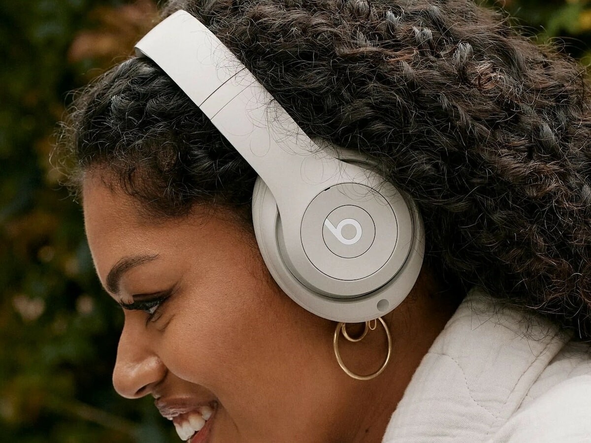Beats by Dre Studio Pro are wireless noise-canceling headphones