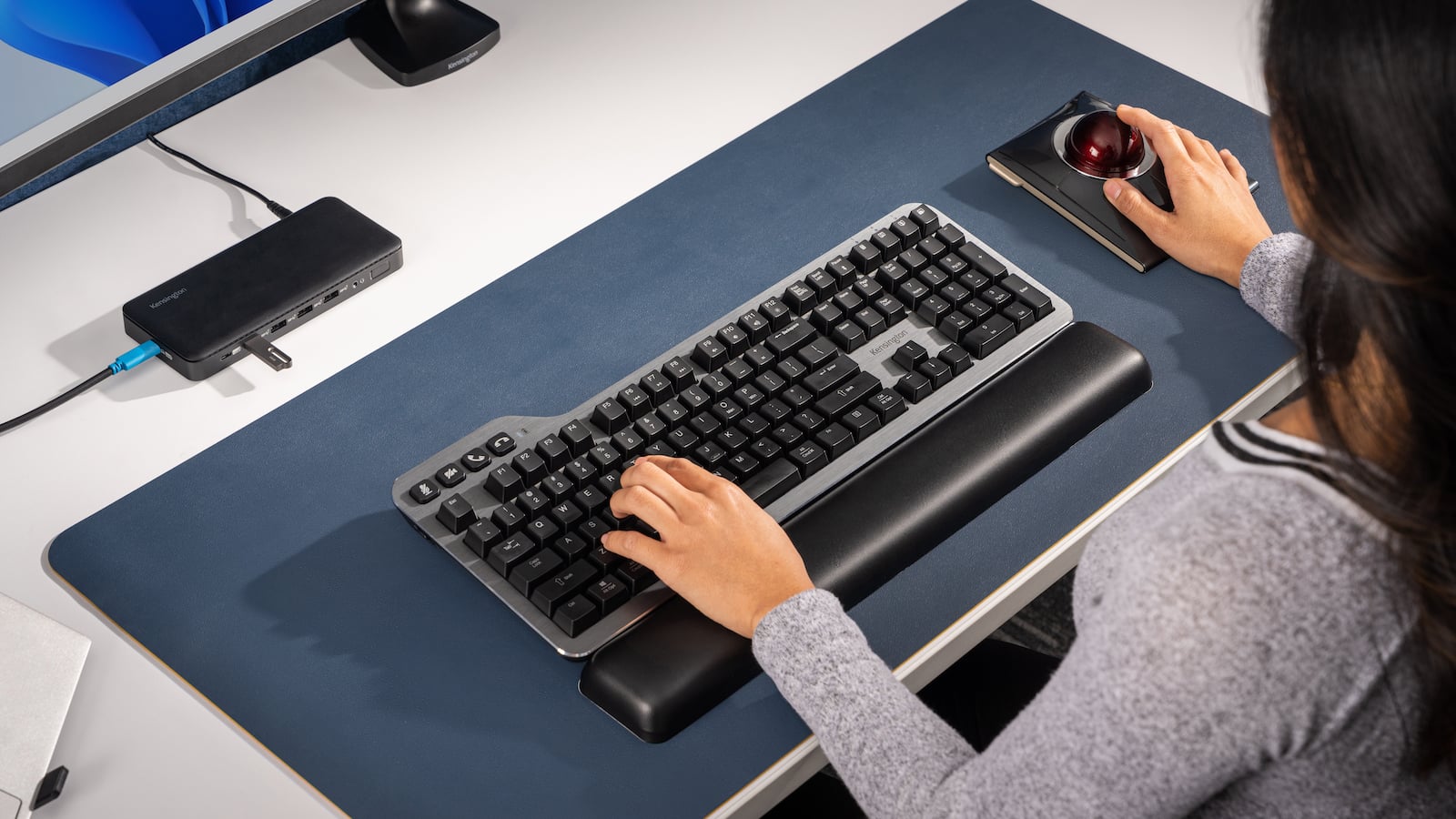 This silent keyboard minimizes typing noise for focus