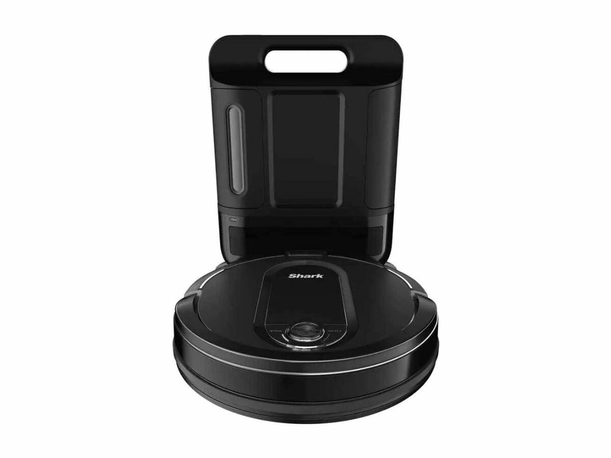 This XL Robot Vacuum holds up to 45 days of dirt