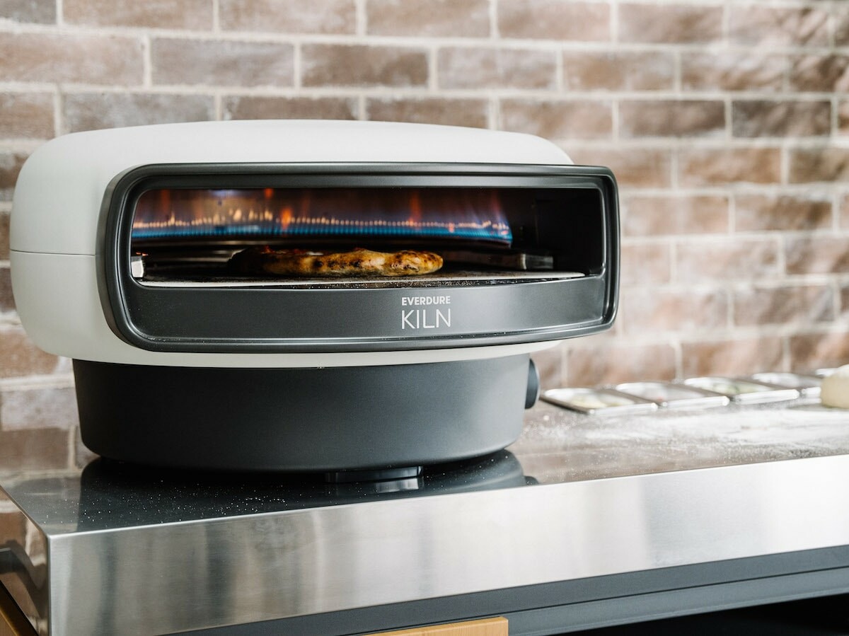 This 2-burner pizza oven cooks a 16" pizza in as few as 2 minutes