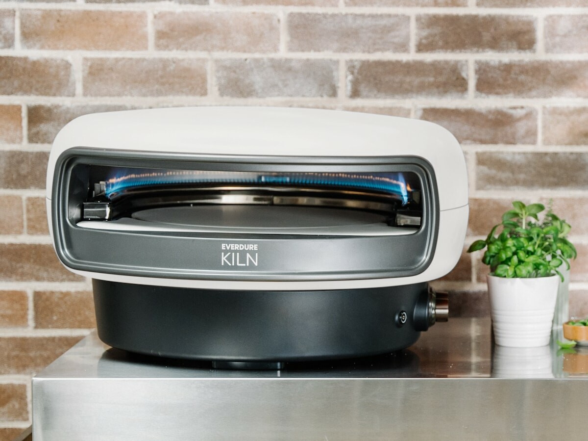 This 2-burner pizza oven cooks a 16" pizza in as few as 2 minutes