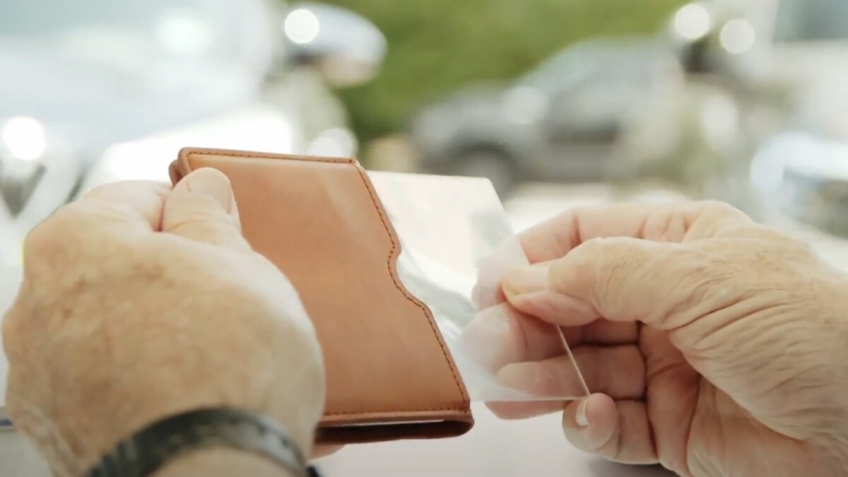 Wallets and Cardholders Curated by the Gadget Flow Team