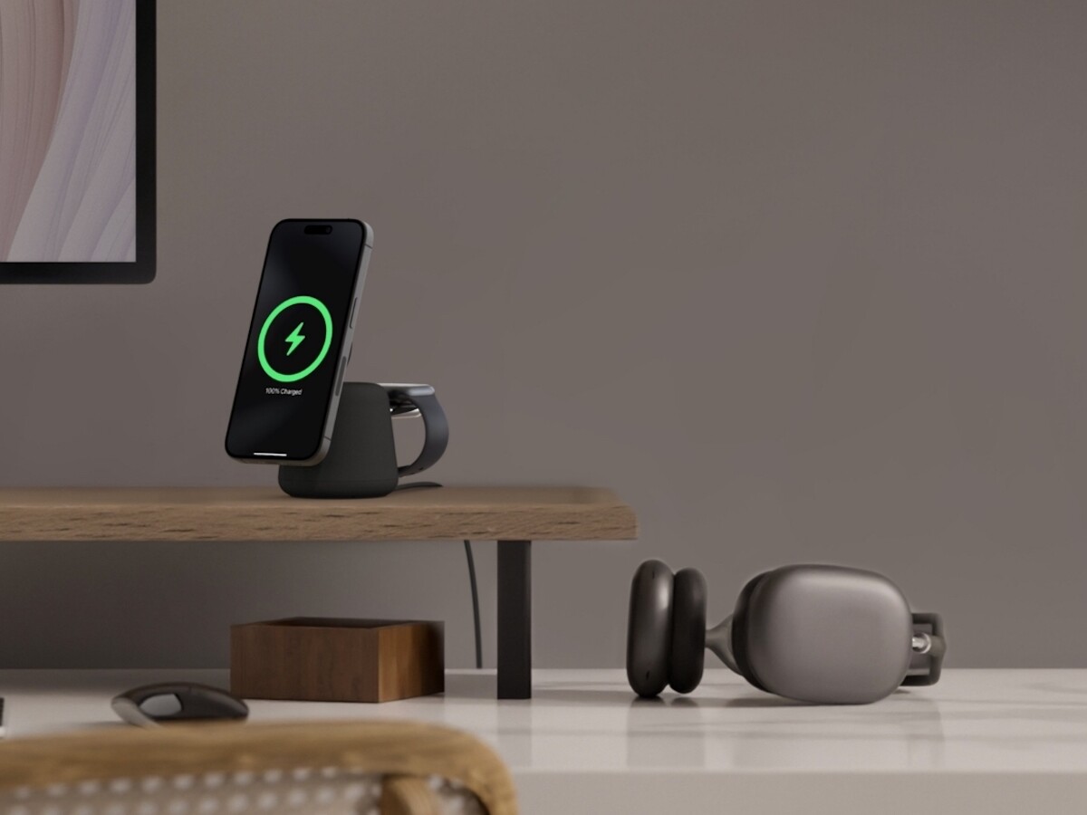 BOOST↑CHARGE PRO 2-in-1 Wireless Charging Dock with MagSafe