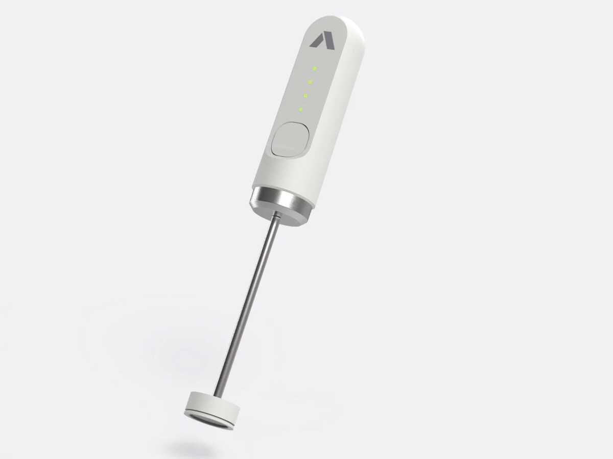 This handheld milk frother creates café-quality microfoam milk for ...