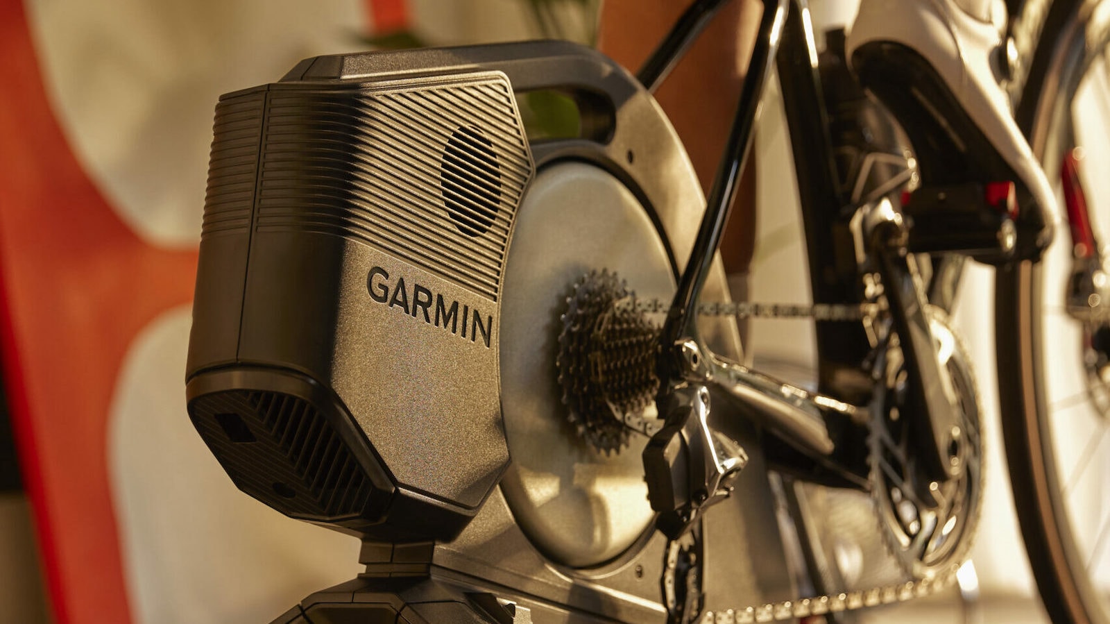 Garmin Tacx NEO 3M smart bike trainer offers realistic movement