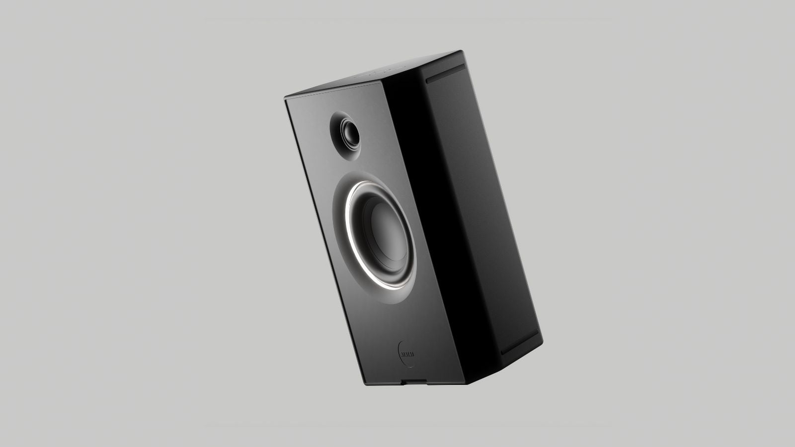 These portable studio monitors offer complete wireless freedom