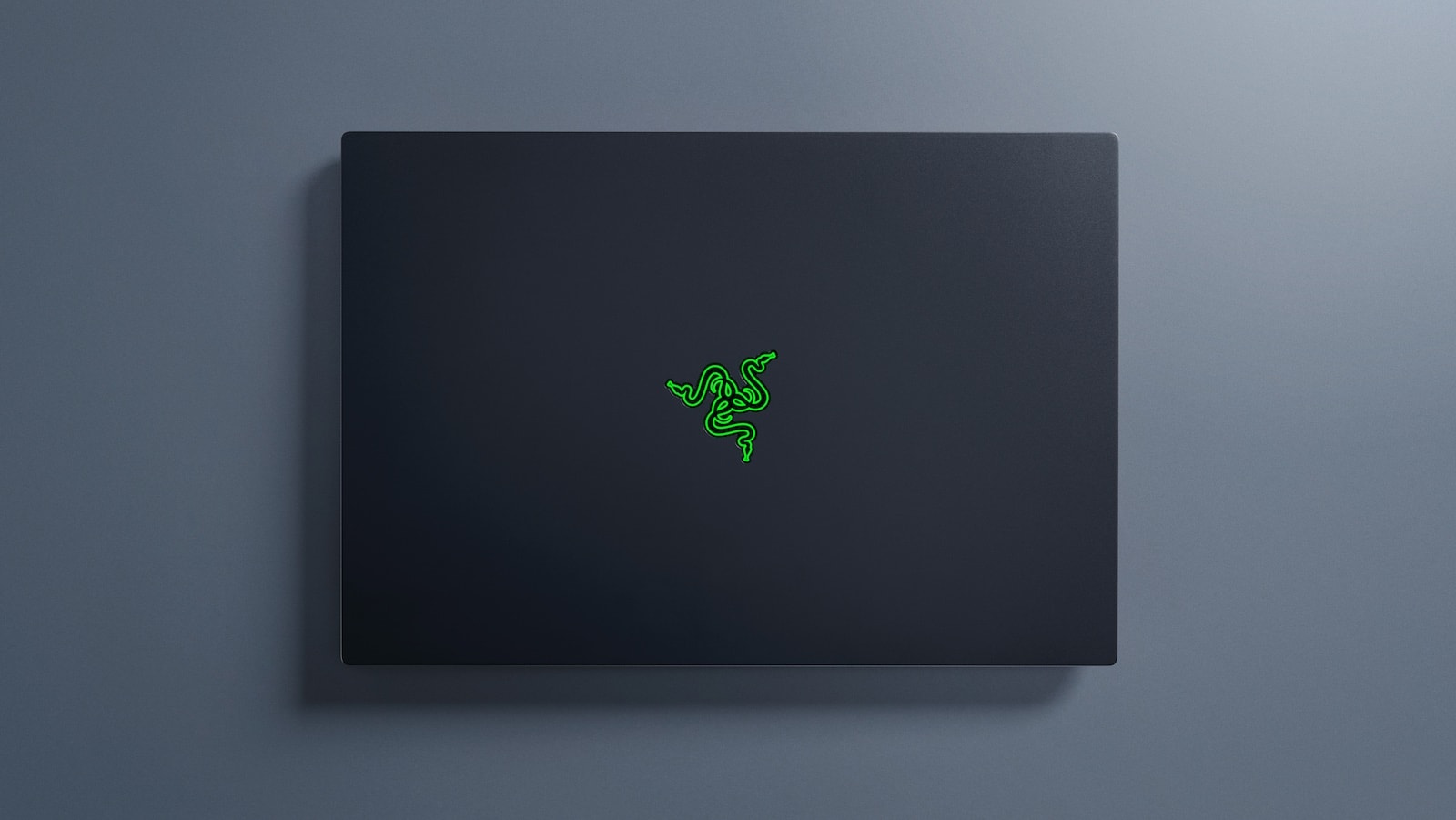 Razer Blade 16 gaming laptop boasts a 240 Hz 16” display