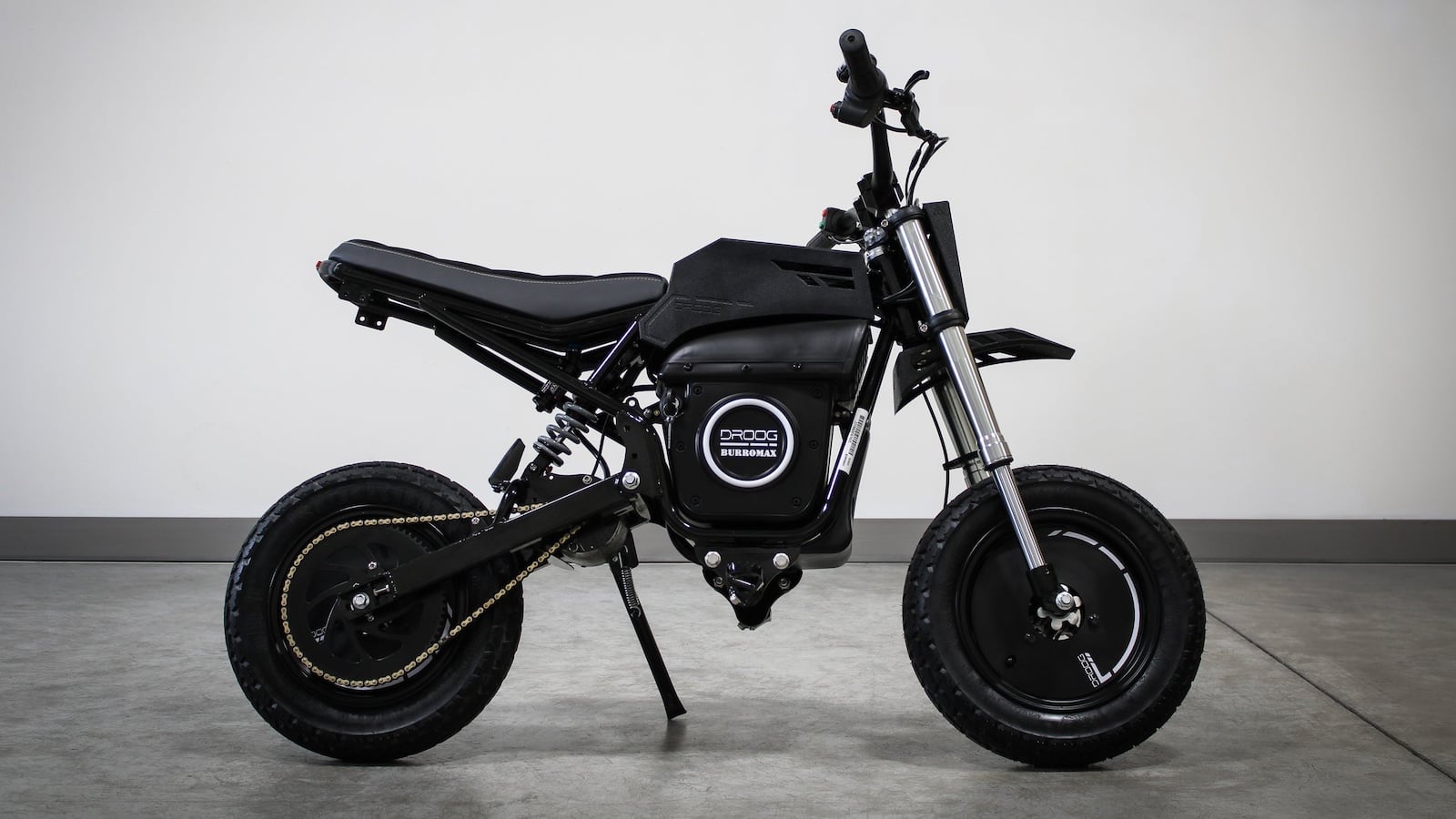 This custom mini eBike looks and feels like a regular-size motorcycle