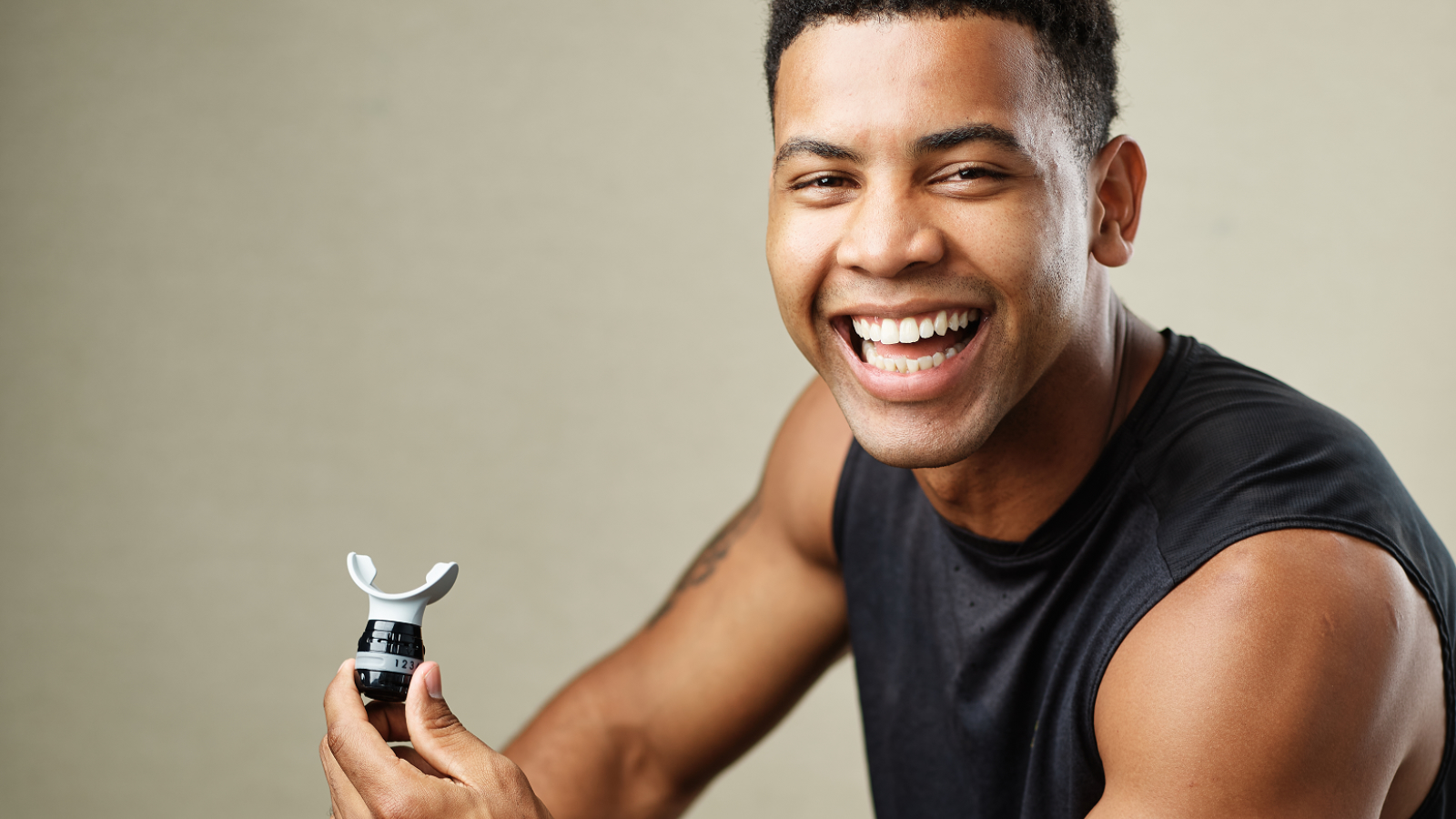 Lung Master respiratory muscle trainer is a breathing exerciser