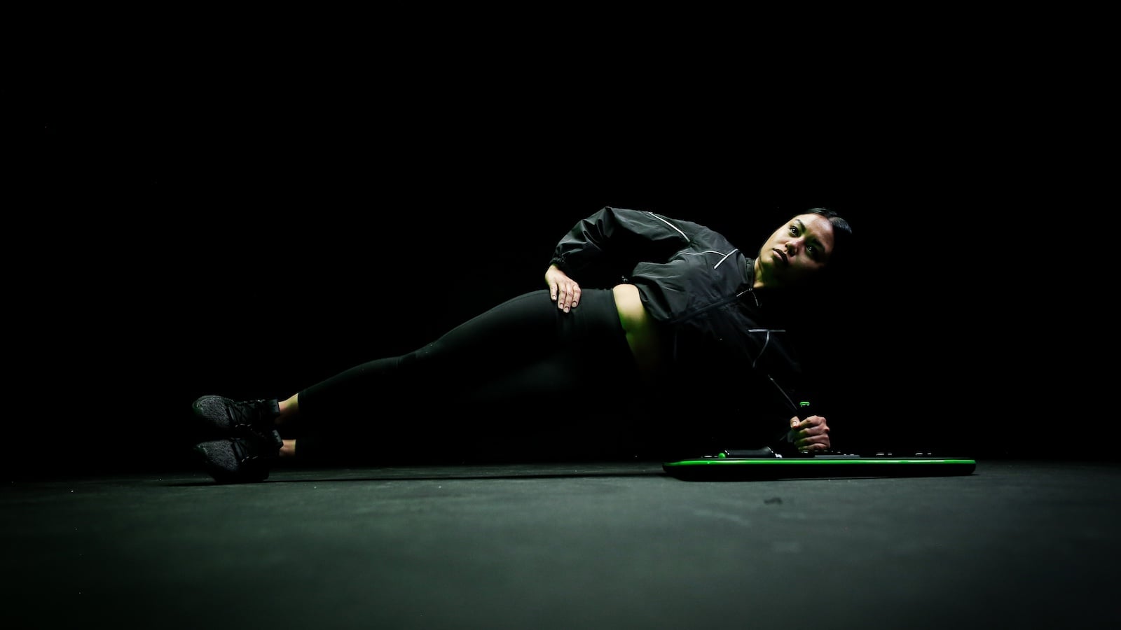 This core-training platform helps you maintain a proper plank