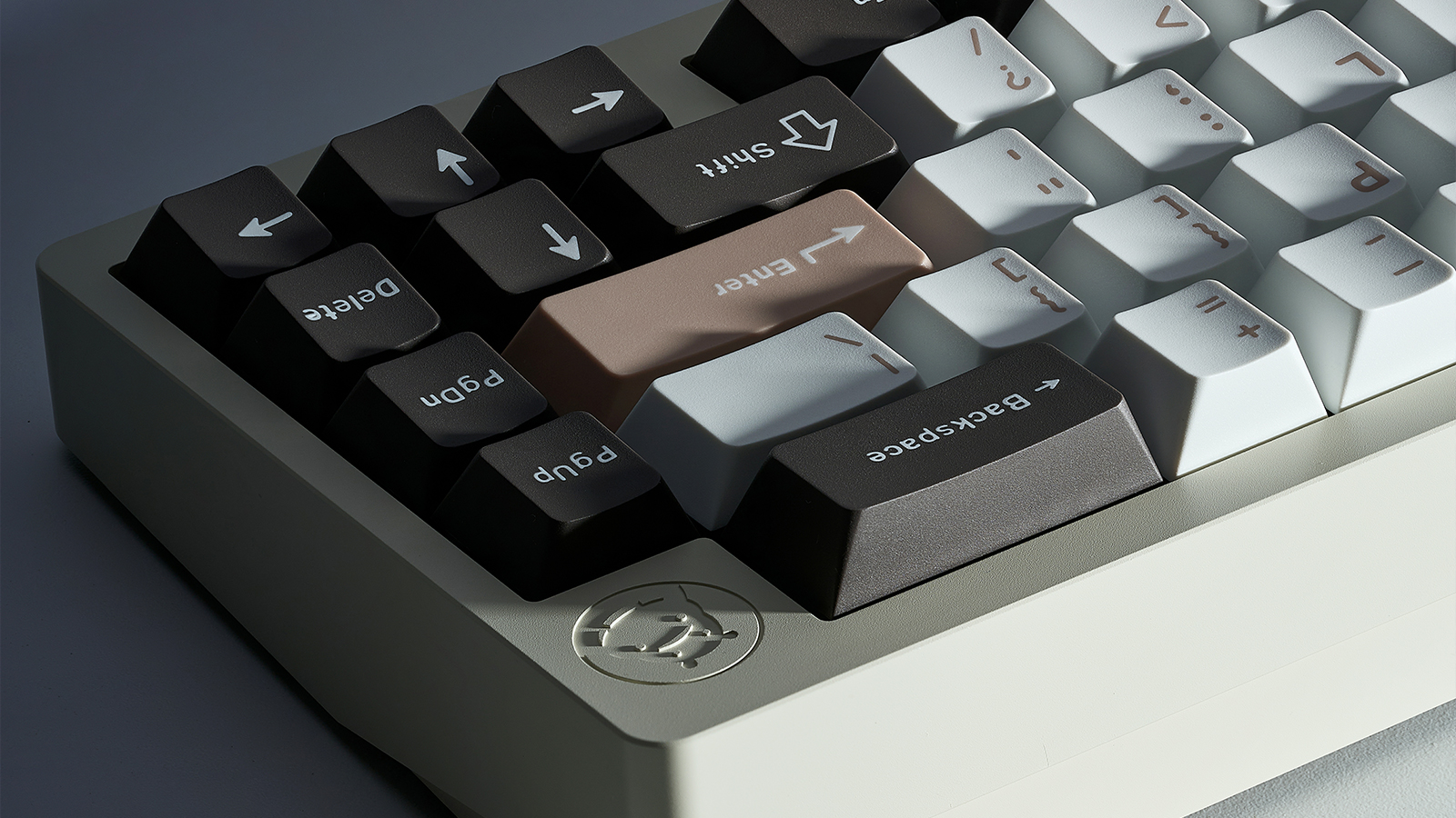 Hippo 65 Gasket Mount Mechanical Keyboard on Gadget Flow