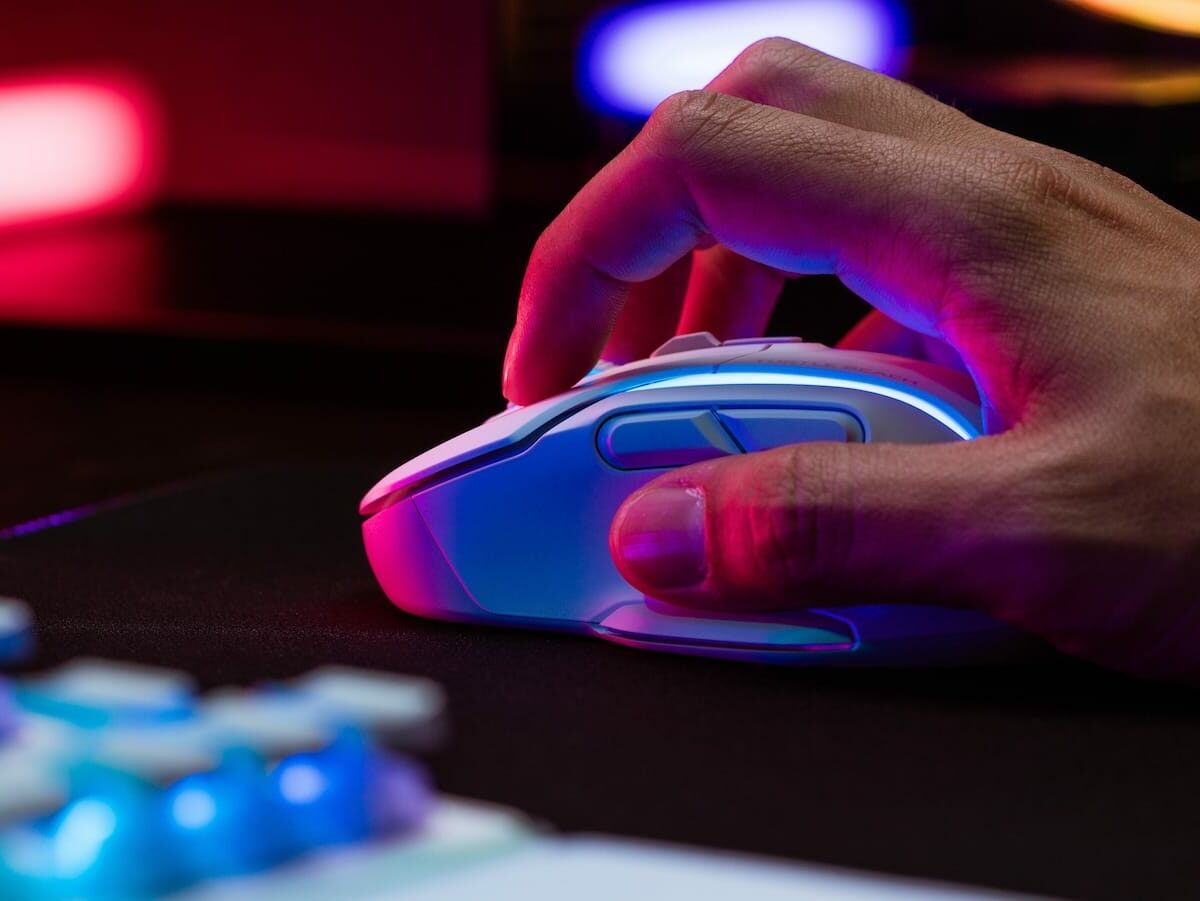 Turtle Beach Kone II Air Ergonomic Wireless Gaming Mouse