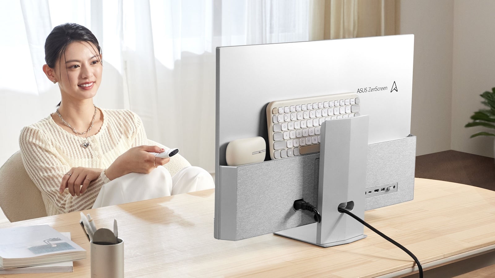 ASUS ZenScreen Smart Monitor MS27UC offers 400,000+ movies!