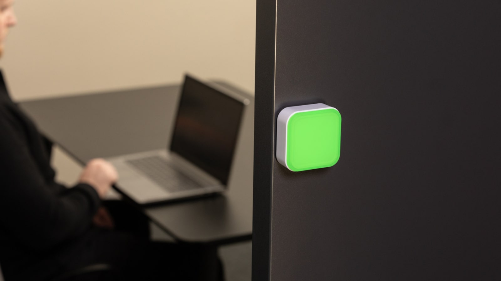 Luxafor Cube 2 App-Free Busy Light for Offices on Gadget Flow