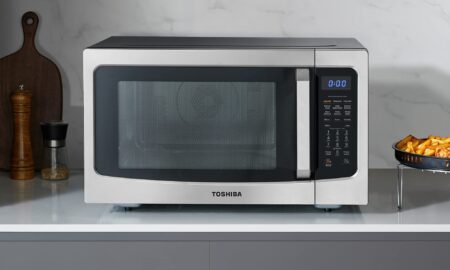 COGITO CLASSIC Smartwatch Ideally Complements the Traditional Timepiece ...