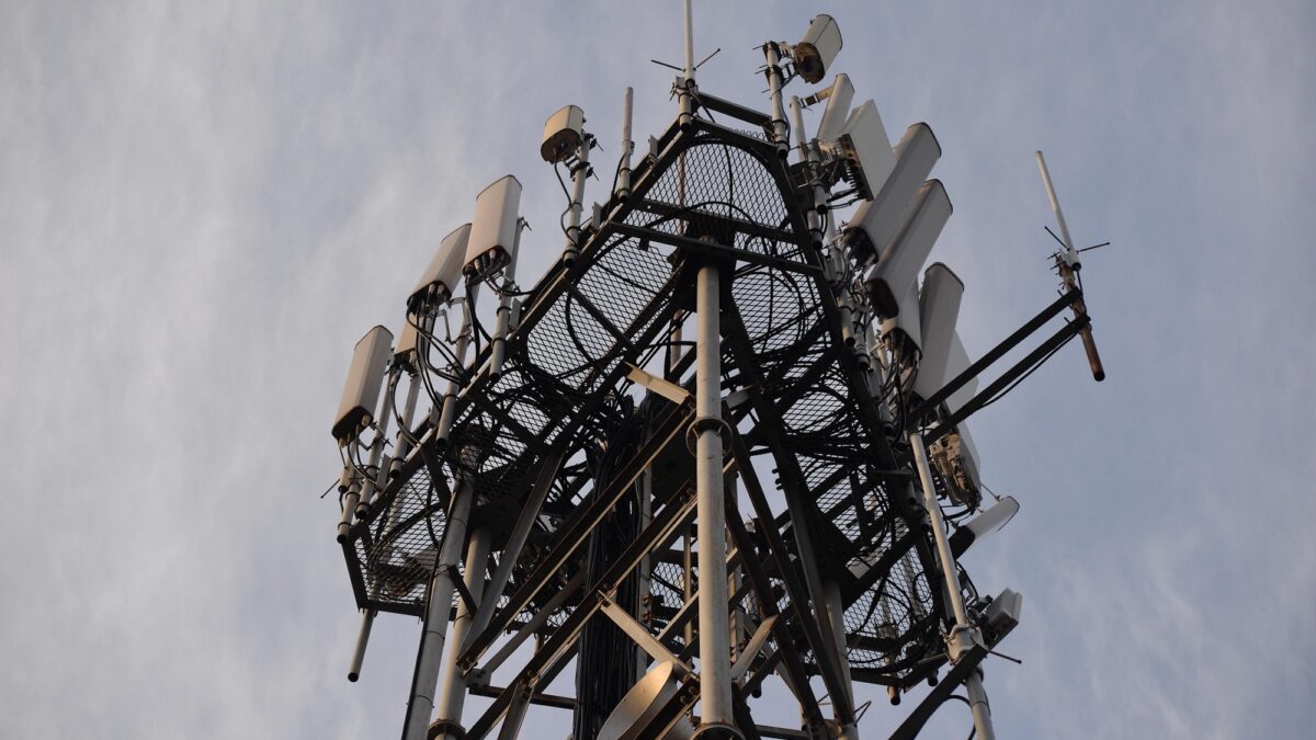 Characteristics of advanced telecom network planning tools