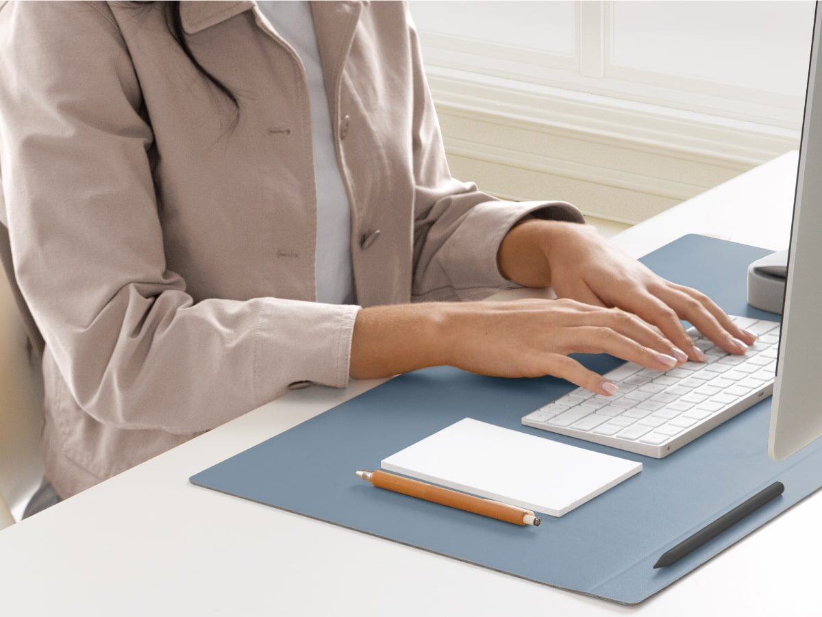 Uniq Design Hagen Slim Functional Desk Mat