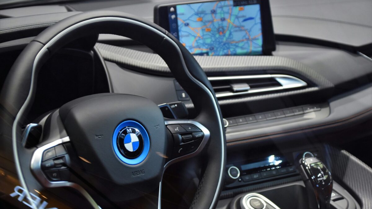 20 Smart accessories to upgrade your car in 2025