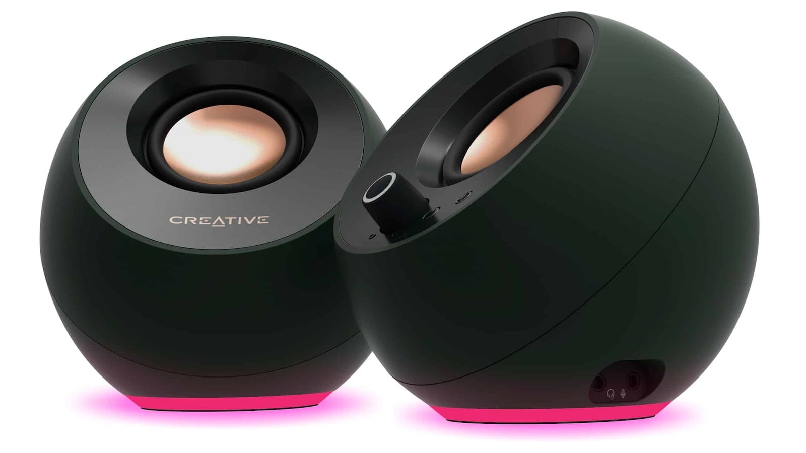 Creative Pebble Pro come with customizable RGB lighting!