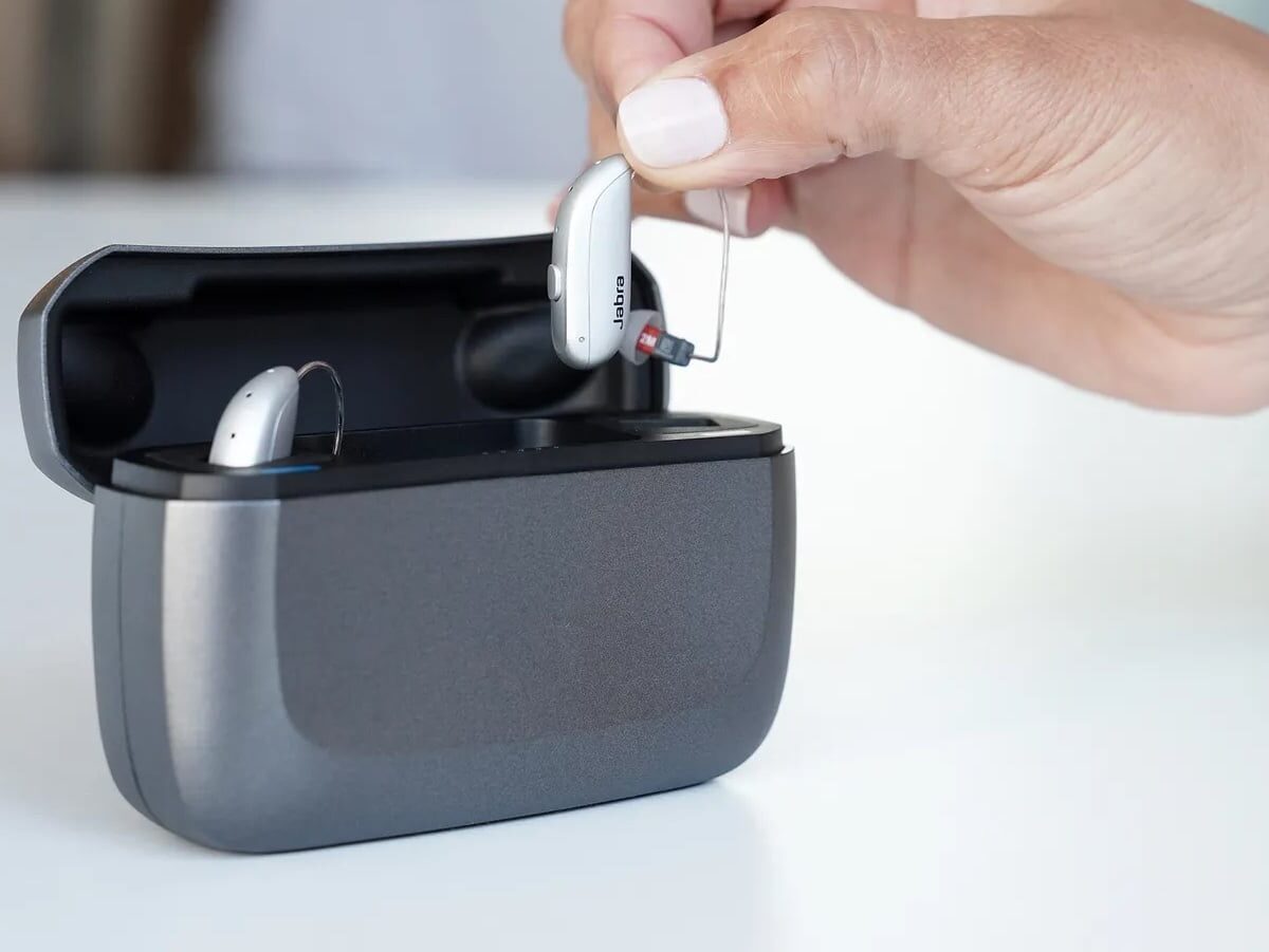 Jabra Enhance Select 300 delivers next-level listening!