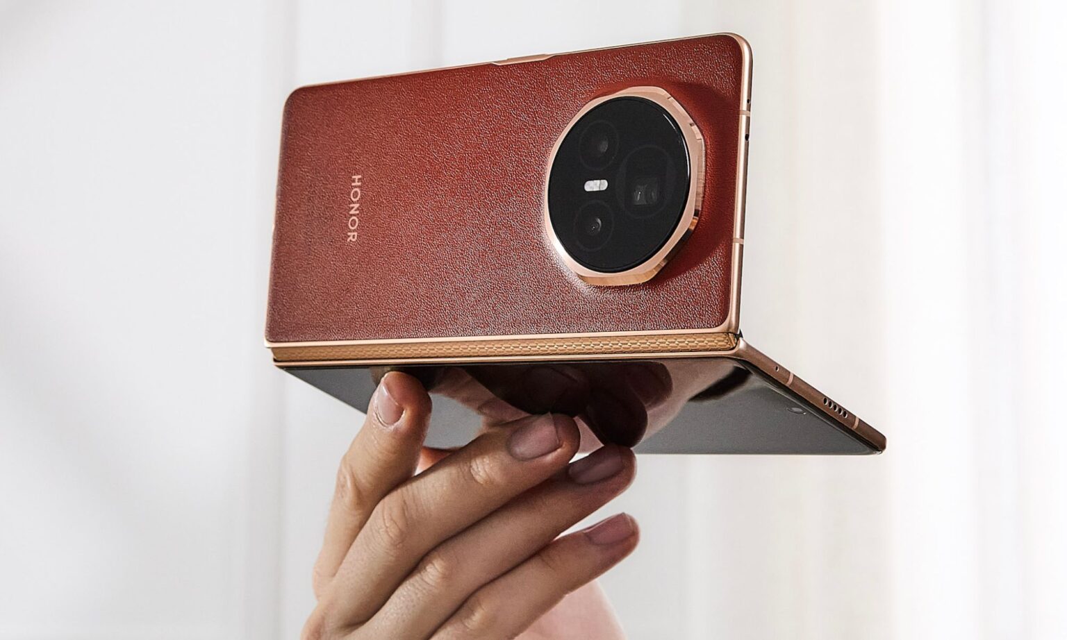 Logitech G PRO X Superlight 2 vs. 1: Which mouse is right for you?