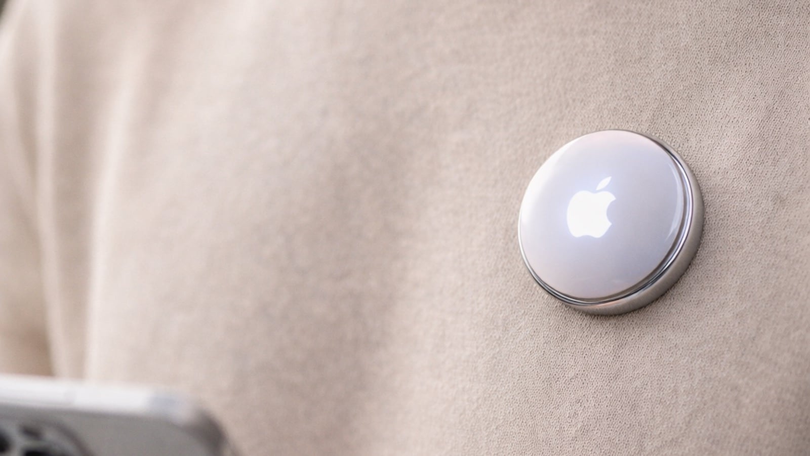 Apple AI Pin leaks: Apple wants to put AI cameras on your chest