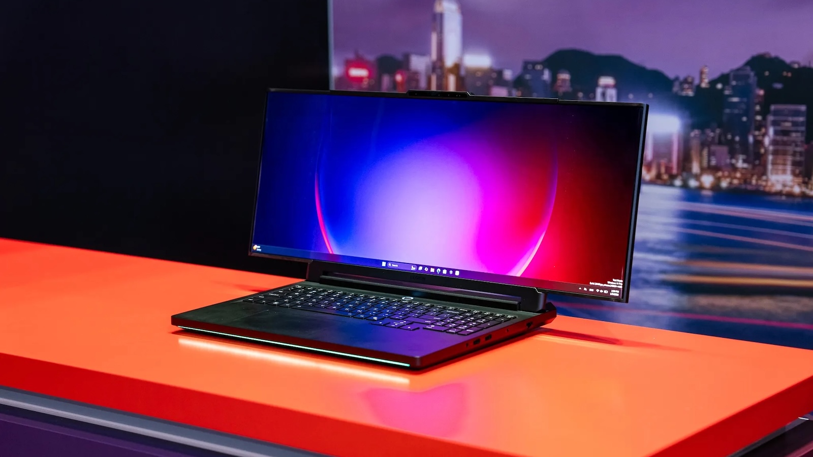 Lenovo Legion Pro Rollable Gaming Laptop (Concept) | Key Features ...